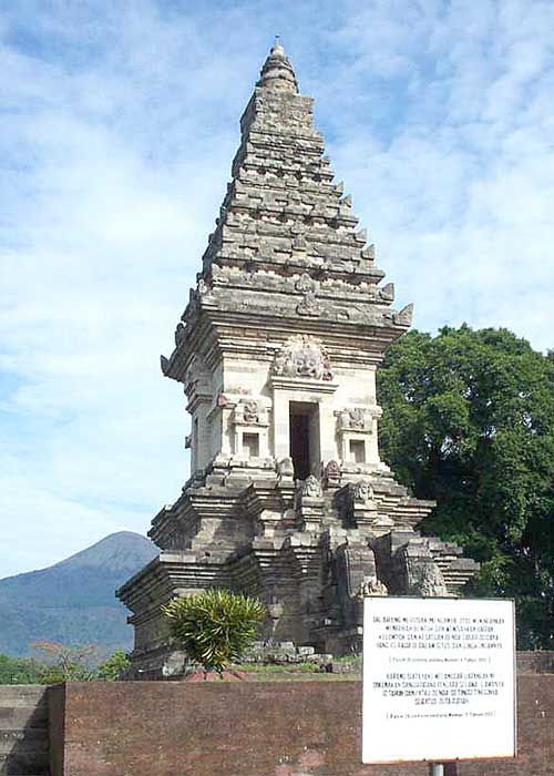 Jawi Temple : The temple from 13th century. Locate: tretes, pandaan ...