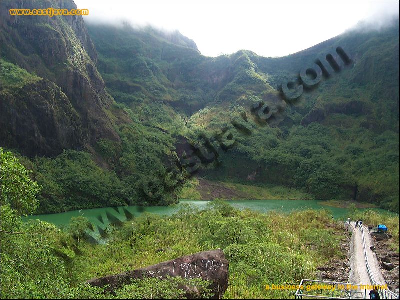 Mount Kelud Tourism - Has Beautiful Crater-Lake